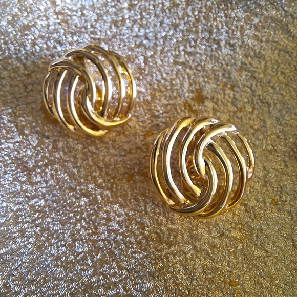 Monet | Jewelry | Monet Gold Tone Earrings Clip On Woven Love Knot ...